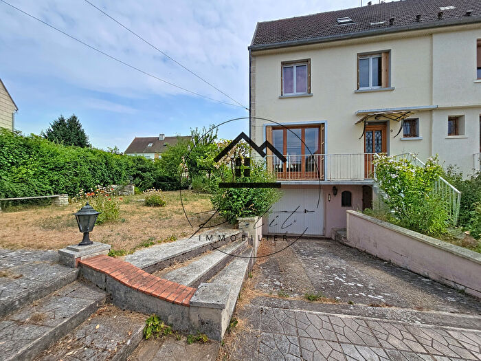 Maison 6 pièces à vendre à Saint-Leu-d'Esserent