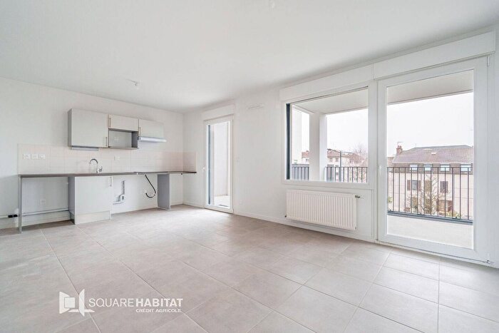 Appartement à louer - Arsenal, Dijon - 3 pièces - 2 chambres