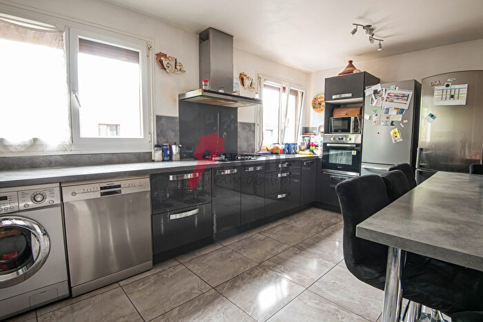 Maison à vendre - Courcouronnes, Hôpital, Marchais Guesdon, Orme à Martin - 5 pièces - 3 chambres