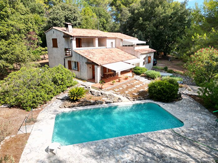 Maison 7 pièces à vendre - Roquefort-les-Pins
