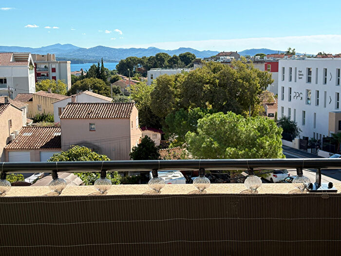 Appartement à vendre - La Ciotat, La Tour - 2 pièces - 1 chambre