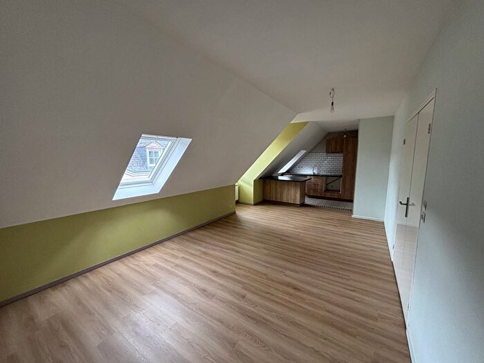 Appartement à louer - Amiens - 2 pièces - 1 chambre