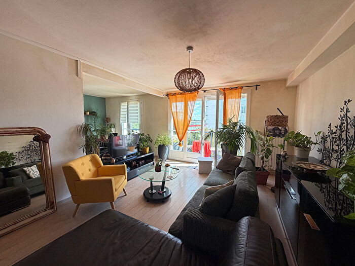 Appartement 5 pièces à vendre - Tours, Montjoyeux