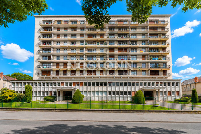 Appartement 4 pièces à vendre à Nevers, Cathédrale, Jonction