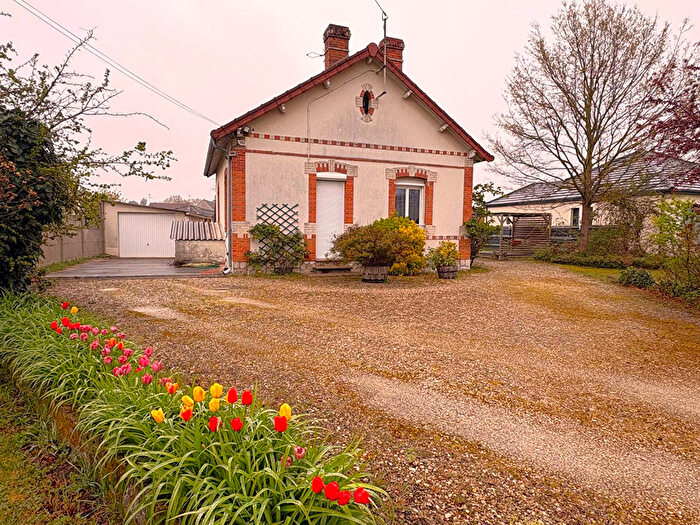 Maison à vendre - Villemandeur - 4 pièces - 3 chambres