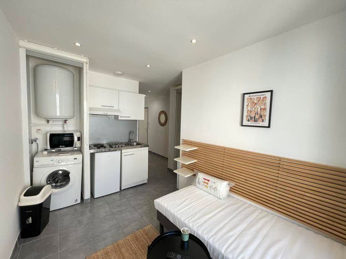 Les Grandes Carmes, Marseille 2ème arrondissement - Appartement 1 pièce à louer