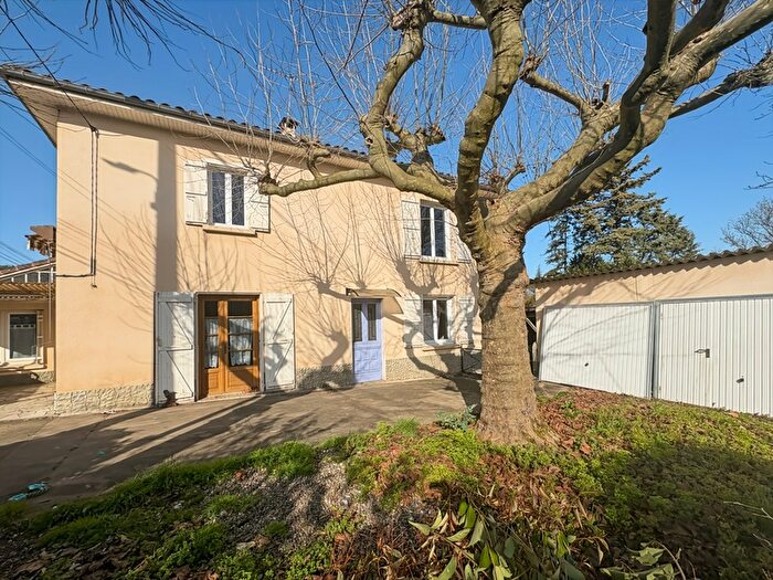Vic-Fezensac : Maison 6 pièces à vendre