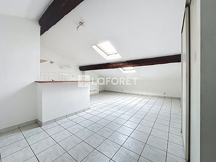 Appartement à vendre - Caluire-et-Cuire, Le Bourg - 2 pièces - 1 chambre