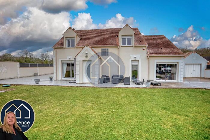 Maison à vendre - Houdan - 6 pièces - 5 chambres