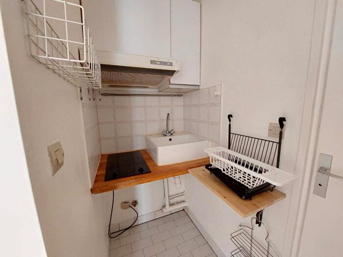 Bel-Air, Paris 12ème arrondissement : Appartement 1 pièce à louer