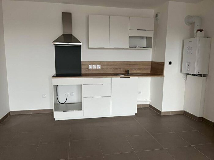 Appartement à louer - Colline et Etang, Orange - 3 pièces - 2 chambres