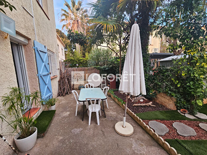 Maison à vendre - Agde, La Ville - 6 pièces - 4 chambres