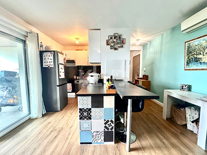 Appartement à vendre - Bastia, Montesoro - 2 pièces - 1 chambre