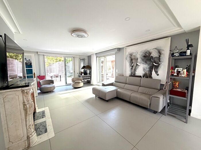 Maison à vendre - Rueil-Malmaison, Richelieu, Chataigneraie - 7 pièces - 4 chambres