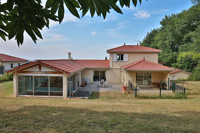 Diémoz : Maison 6 pièces à louer