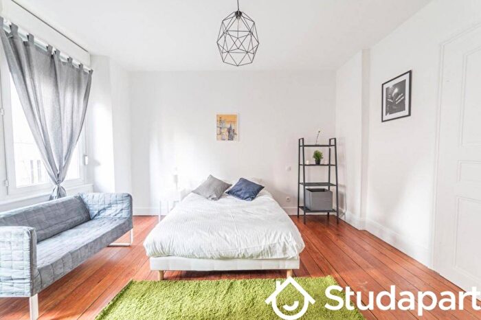 Appartement à louer - Orangerie Est, Strasbourg - 1 pièce - 4 chambres