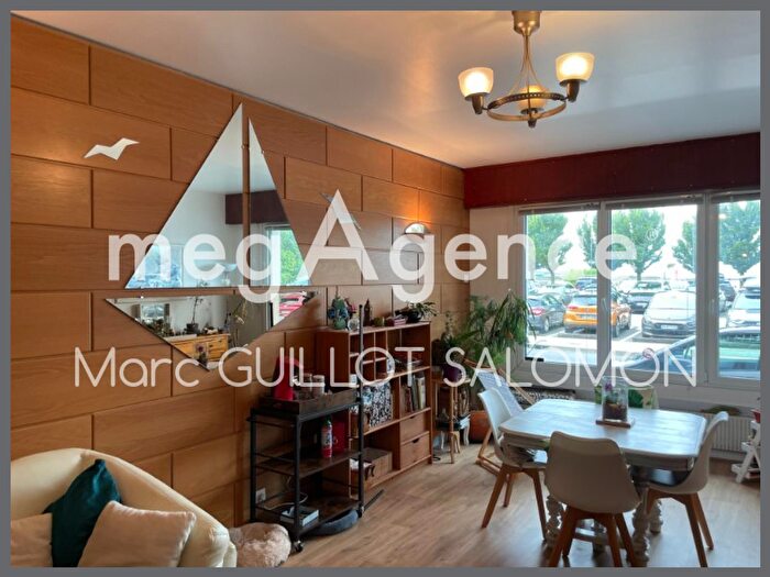 Appartement 4 pièces à vendre - Boulogne-sur-Mer, Saint-Pierre