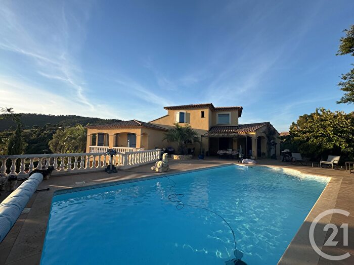 Roquebrune-sur-Argens, Les Issambres, La Vigie, Les Dolmens, Plages, Calanques : Maison 7 pièces à vendre