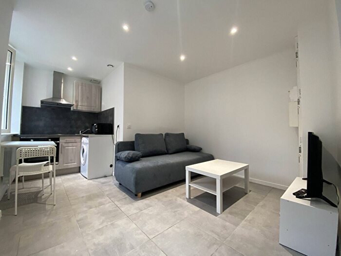 Appartement à louer - Bizillon-Centre Deux, Saint-Étienne - 1 pièce