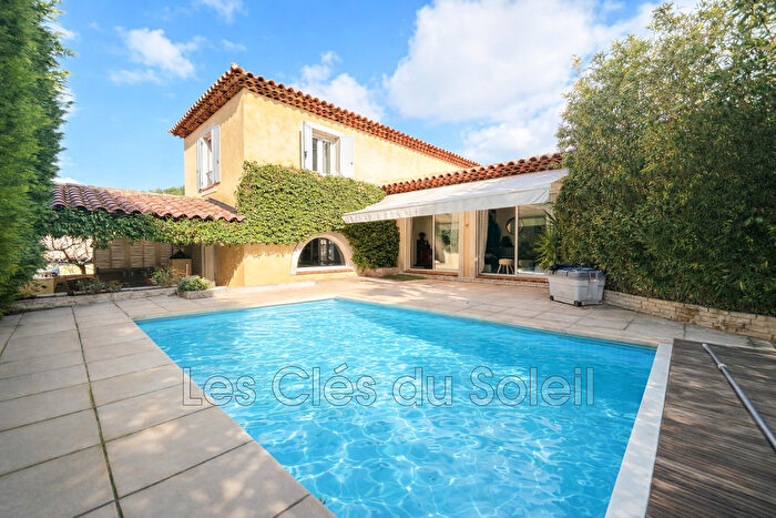 Maison à vendre - Bandol - 5 pièces - 4 chambres