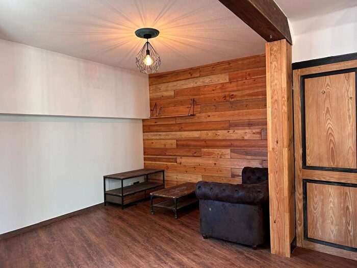 Maison à louer - Crouste-Arènes-Harbaux-Tuco-Pouy-Laguille, Mont-de-Marsan - 3 pièces - 2 chambres