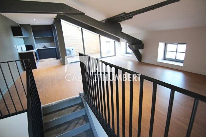 Appartement à louer - Hyper Centre-Vieille Ville, Saint-Étienne - 4 pièces - 3 chambres