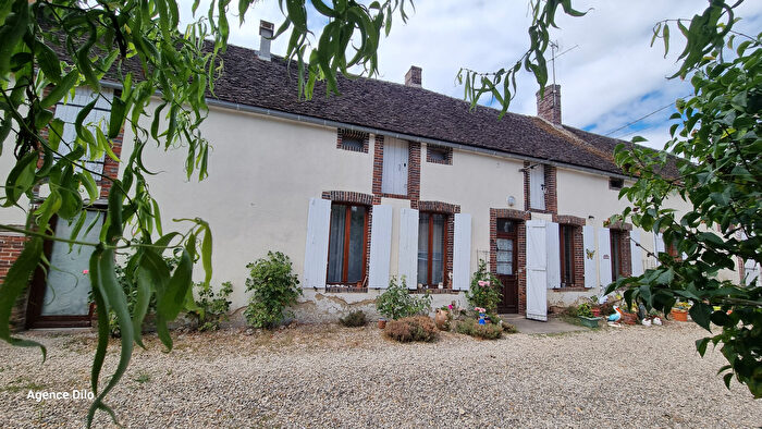 Maison 5 pièces à Bellechaume, à vendre