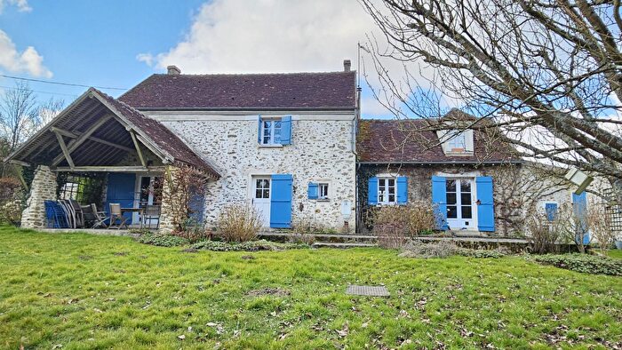 Maison 7 pièces à vendre à Saint-Cyr-sur-Morin