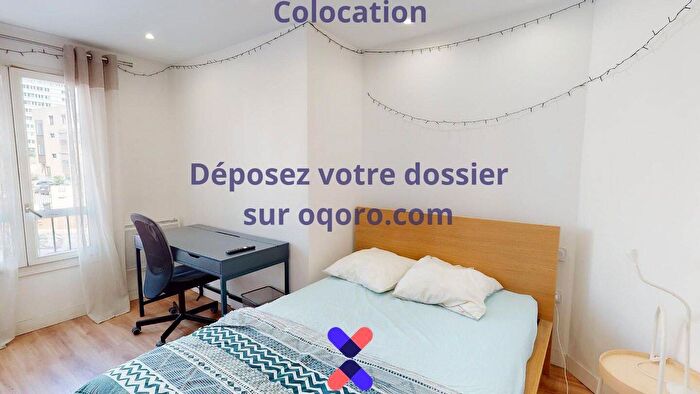 Appartement à louer - Besagne, Toulon - 5 pièces - 4 chambres
