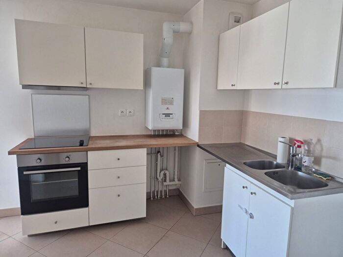 Appartement à louer - Ponthierry, Saint-Fargeau-Ponthierry - 3 pièces - 2 chambres