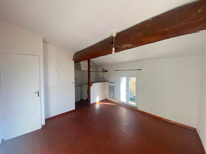 Appartement à louer - Saint-Estève - 2 pièces - 1 chambre