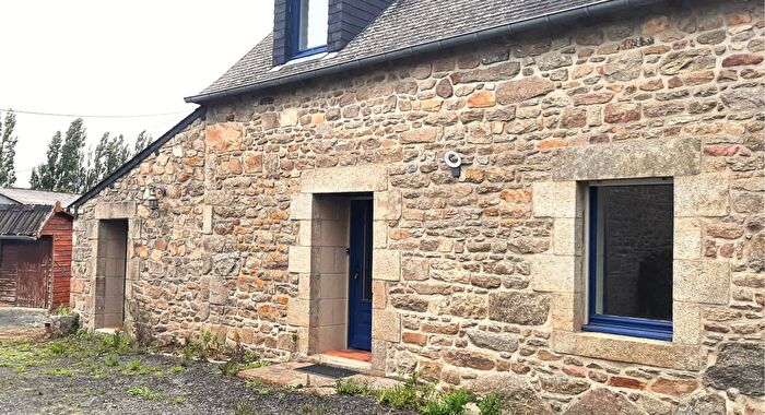 Maison à louer - Saint-Brandan - 5 pièces - 3 chambres