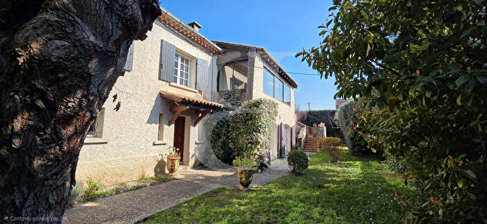 Maison à vendre - Carpentras, Est - 7 pièces - 5 chambres