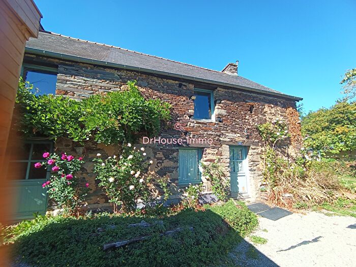Loyat : Maison 6 pièces à vendre