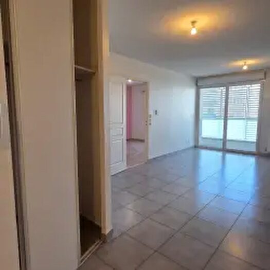 Appartement à vendre - Vénissieux, Georges Levy, Ernest Renan, Moulin à vent - 2 pièces - 1 chambre