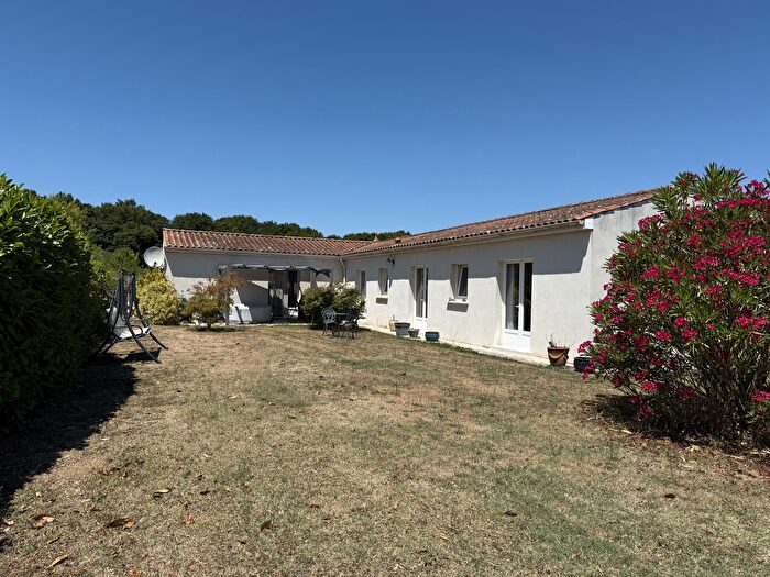 Maison à vendre - Saint-Fort-sur-Gironde - 4 pièces - 3 chambres