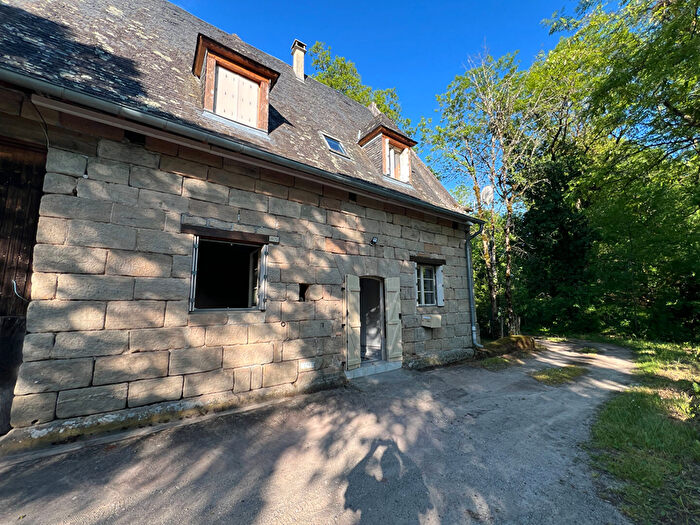Lissac-sur-Couze - Maison 4 pièces à louer