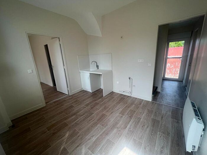 Maison à louer - Montargis, Cité, Plateau - 4 pièces - 3 chambres