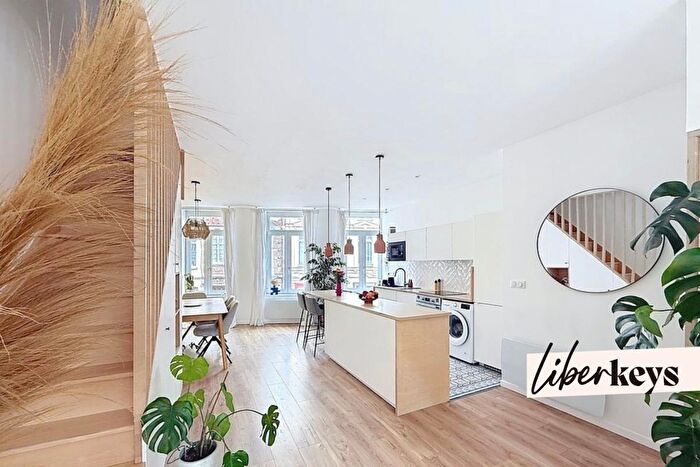 Appartement à vendre - Lille, Centre-ville, Euralille - 3 pièces - 2 chambres