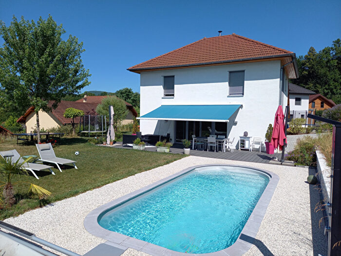 Maison à louer - Novalaise - 4 pièces - 3 chambres