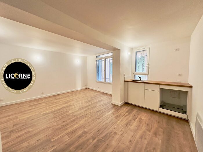 Appartement 1 pièce à Pertuis, Centre-ville, Fours à Chaux, Claret, à vendre