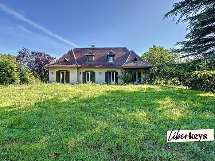 Maison à vendre - Ribérac - 7 pièces - 4 chambres