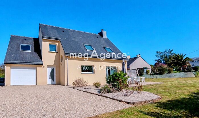 Maison à vendre - Lanvellec - 6 pièces - 5 chambres