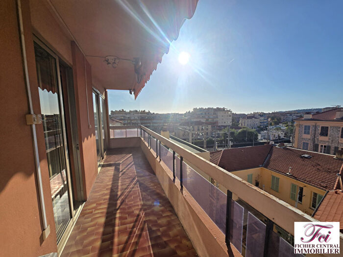 Appartement à louer - Menton - 1 pièce