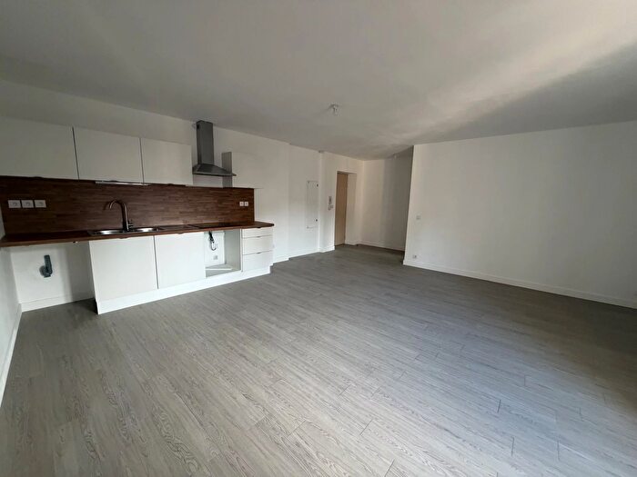 Appartement à louer - Lodève - 3 pièces - 2 chambres