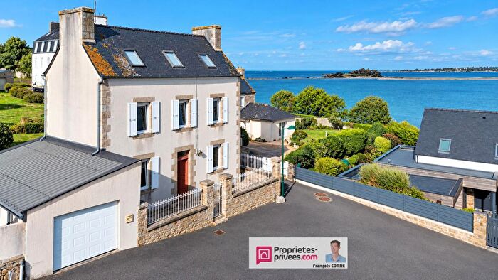 Maison 6 pièces à Saint-Pol-de-Léon, à vendre
