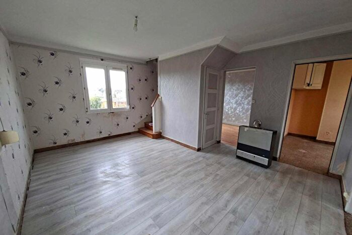 Maison à vendre - Le Creusot, Nord Est - 4 pièces - 3 chambres
