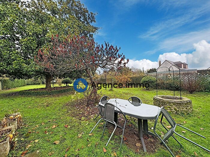 Maison à vendre - Nazelles-Négron - 5 pièces - 4 chambres