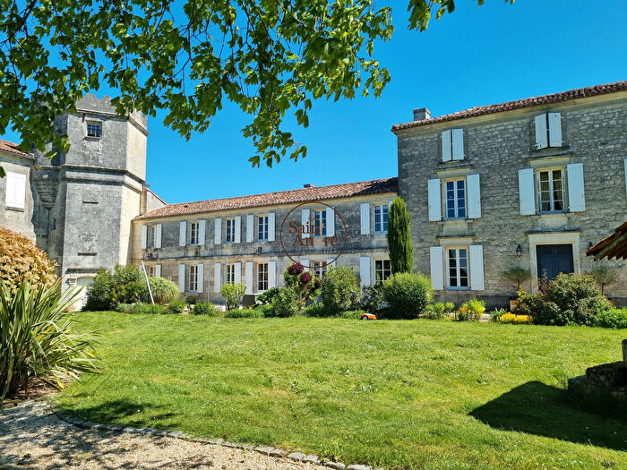 Maison 8 pièces à vendre à LIsle-dEspagnac