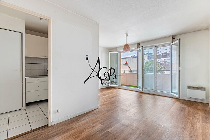 Appartement 3 pièces à Saint-Denis, Pleyel, à vendre